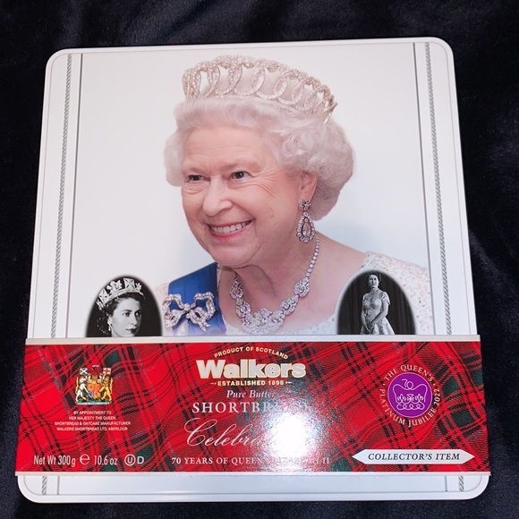 Walkers | Other | Rare Queen Elizabeth Ii Walkers Purebutter Shortbread ...